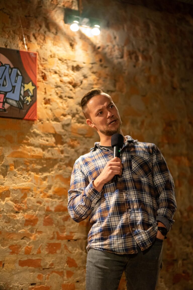 Comedy mit Dennis Boyette - Ex Polizist macht Stand up
